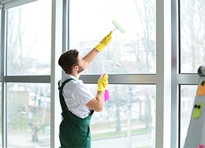 What Insurance Your Window Cleaning Business Needs